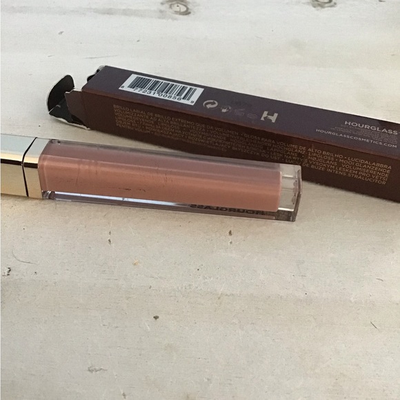 Hourglass | Makeup | Hourglass Unreal High Shine Volumizing Lip Gloss ...